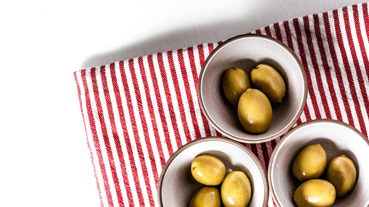 There are Olives in my cat food? – Birdie & Louie
